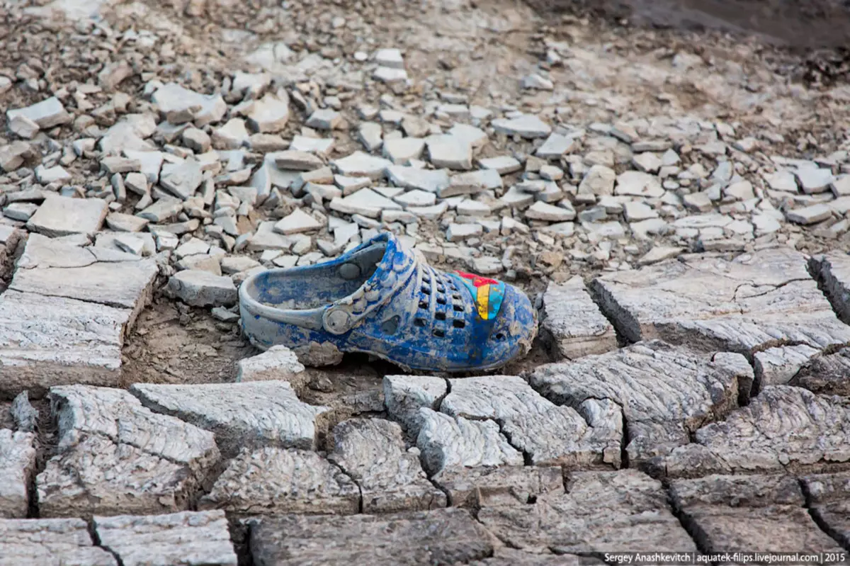 Gobustan mud volcanoes. 9984_15