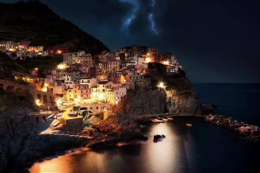 В края на краищата това е Италия! Manarola в лещи;) 10075_7