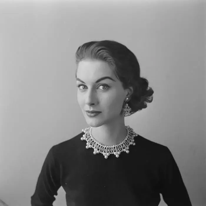 Retro charm: eleganta kvinnor i svart och vitt verk Nina Lin (Nina Leen) 10212_15