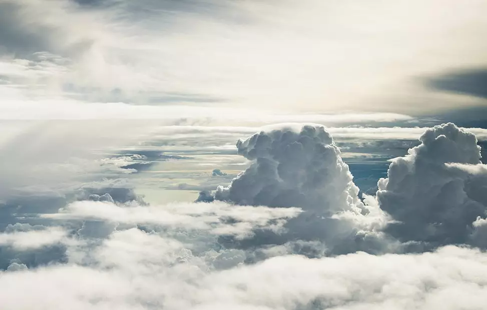 Cloud Photo Photographer Metro taas na may taas na taas