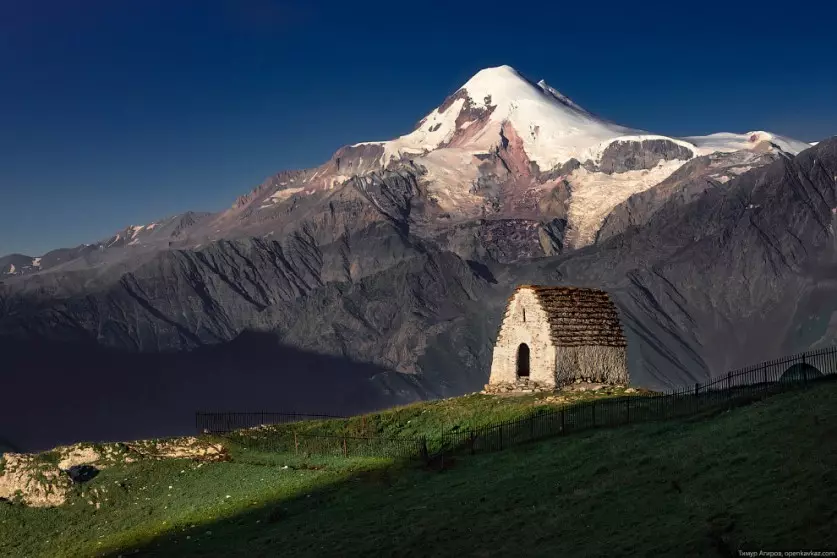 Paisajes de Ingushetia, comedor de montaña. Fotos de Timur Agirova 10305_5