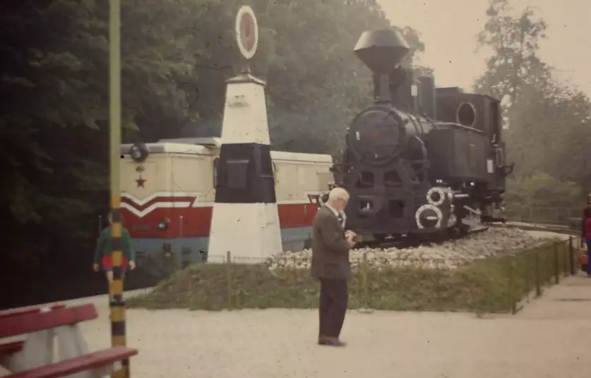 Scracement ya picha halisi katika Budapest ya Kale 1975. 10691_18