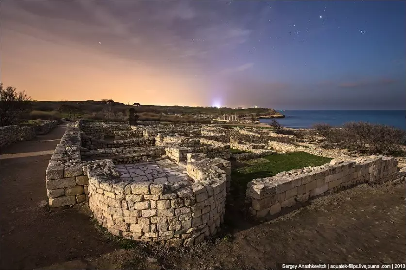 Ynglŷn â ChononeSe ... Astudiaethau Llun Night Sergey Anashkevich 10806_5