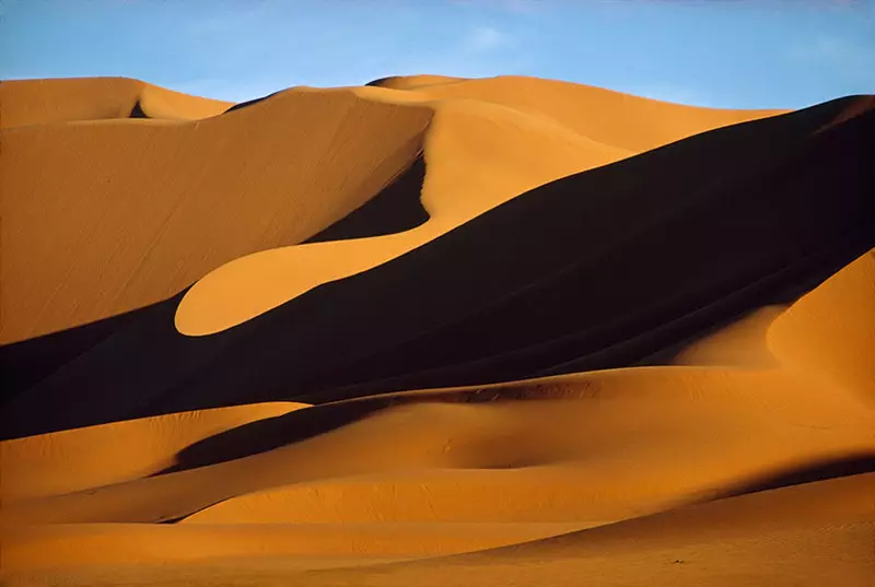 39. Dunas escultóricas do deserto do Sahara, formada polo vento. Argelia, 1973 National Geographic, History, Nature, Fotografía