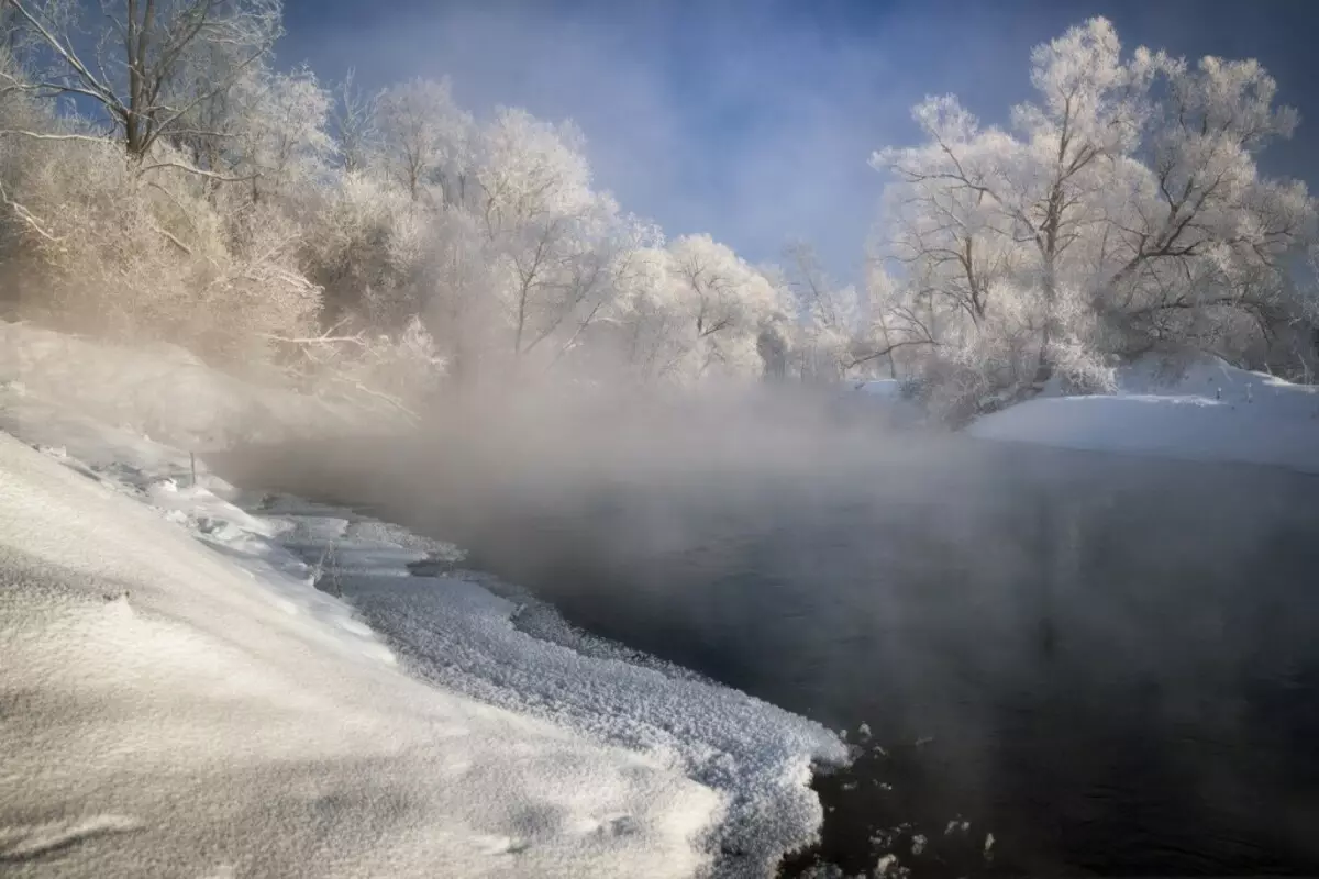 Priroda-Odinakovo-krasiva-v-lyuboe-Vremye-Goda8230