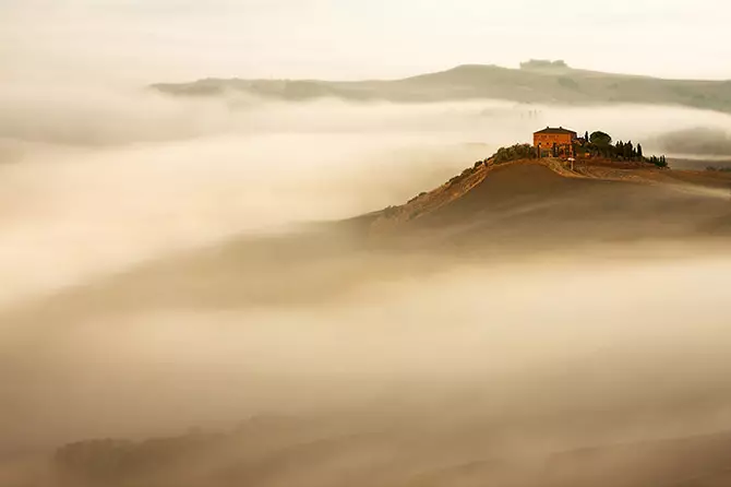 Zagadochnaya-i-Fantasticheskaya-Krasota-Tumana-Ot-Marchina-Sobasa-Marcin-Sobas-17-Foto