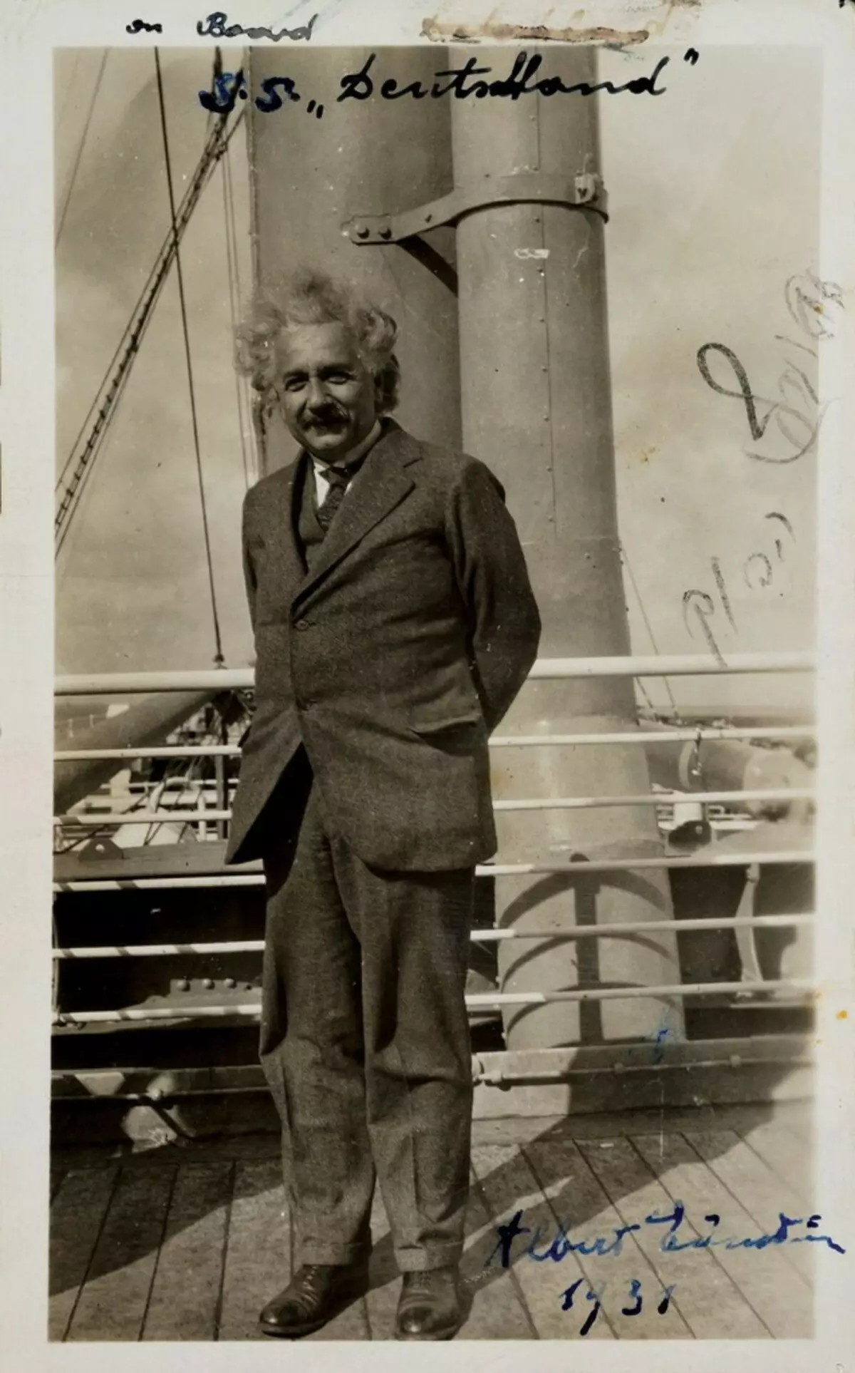 Lluniau diddorol prin o Einstein gwyddonydd dyfeisgar 11284_8