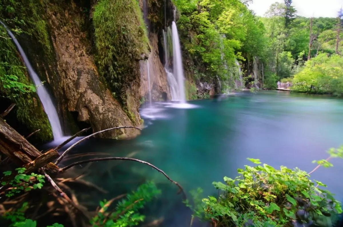 Mga matahum nga lanaw ug mga waterfalls, lasang ug mga bato gikan sa kasingkasing sa Croatia 11503_20