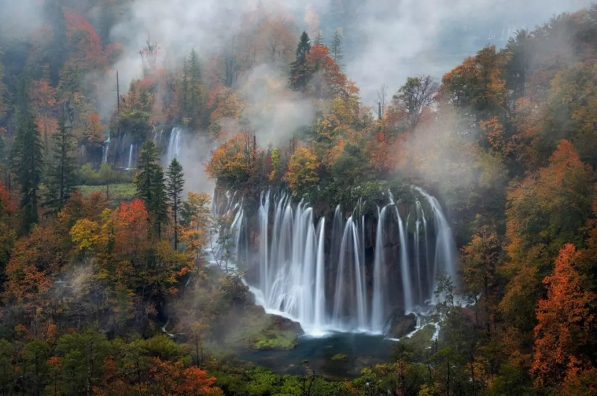 Mga matahum nga lanaw ug mga waterfalls, lasang ug mga bato gikan sa kasingkasing sa Croatia 11503_4