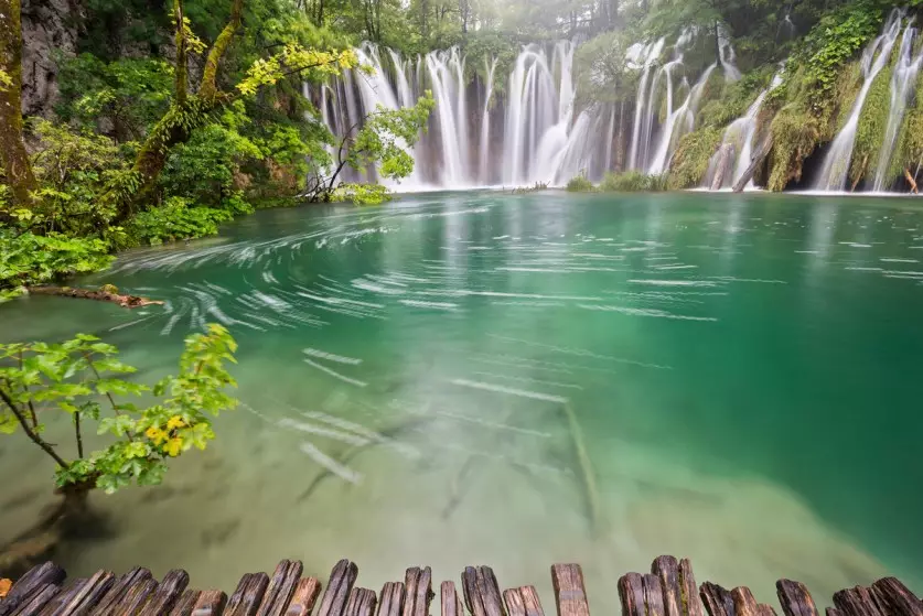 Mga matahum nga lanaw ug mga waterfalls, lasang ug mga bato gikan sa kasingkasing sa Croatia 11503_9