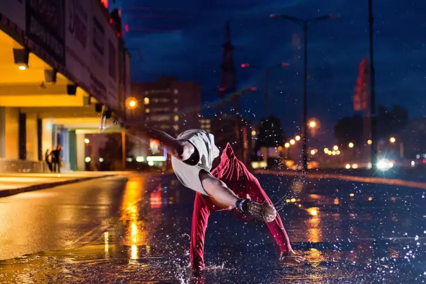 Бийнин сүрөттөрү дүйнөсүндө ... 35 Coolest Break Dance Photos 11726_6