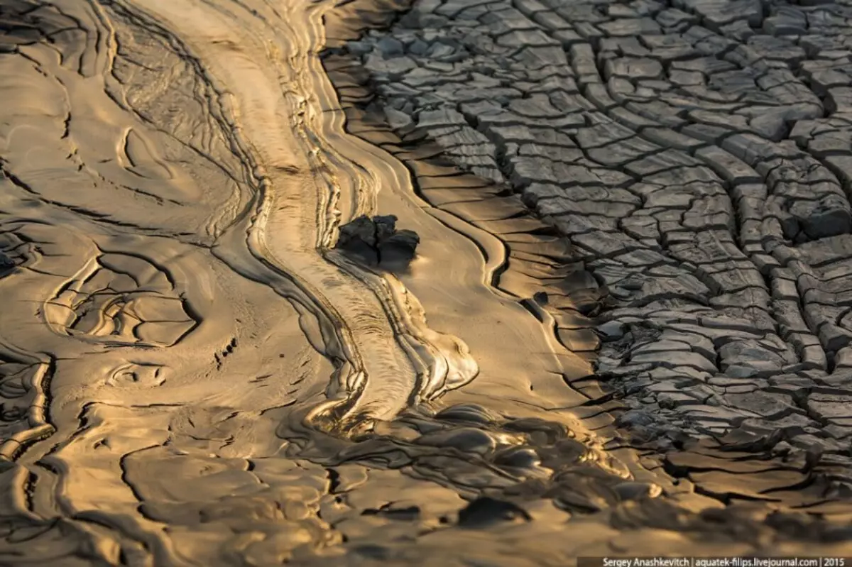 Gobustan Mud Volcanoes, Azerbajdzanî. Wênesaz Sergey Anashkevich 12174_14