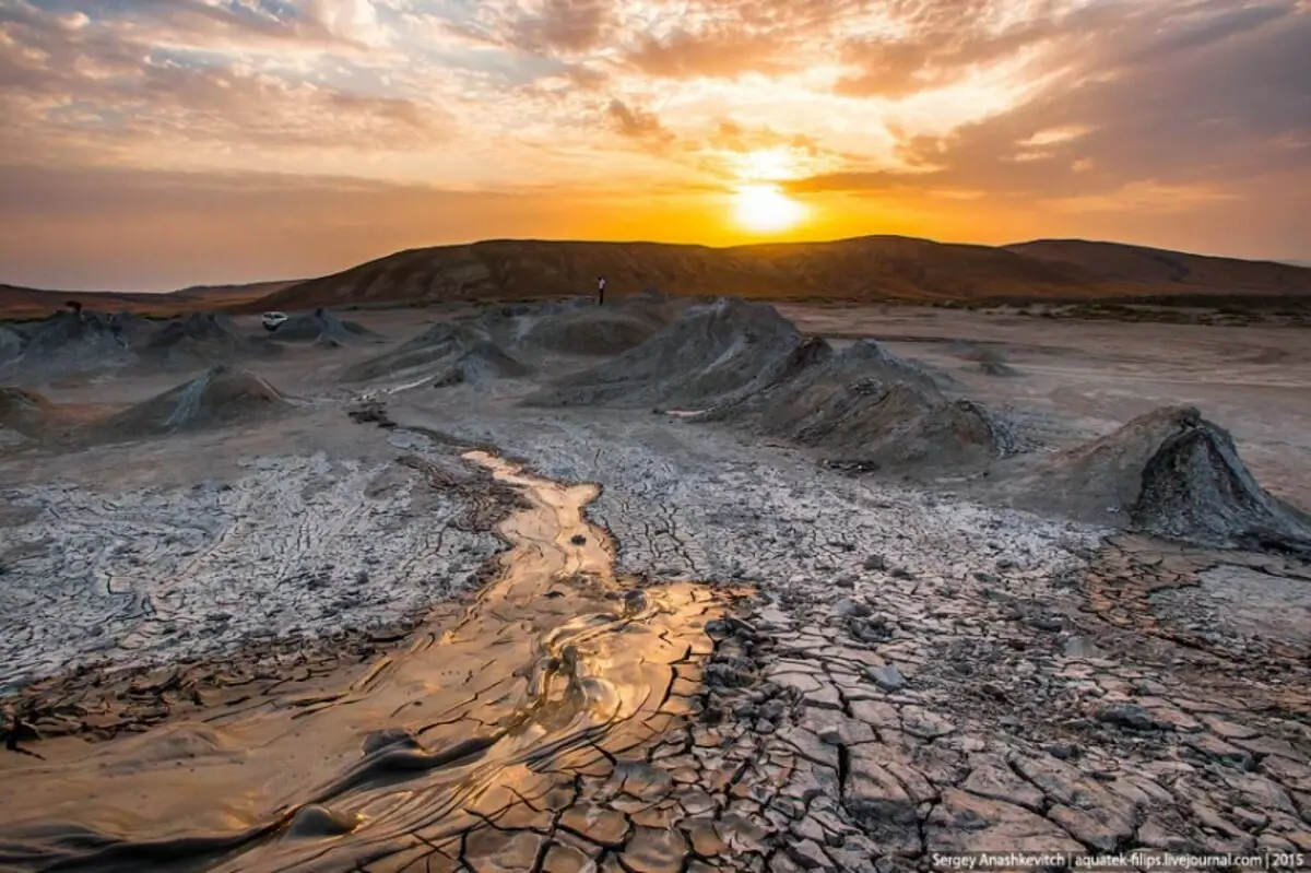 Gobustan Mud Volcanoes, Azerbajdzanî. Wênesaz Sergey Anashkevich 12174_7