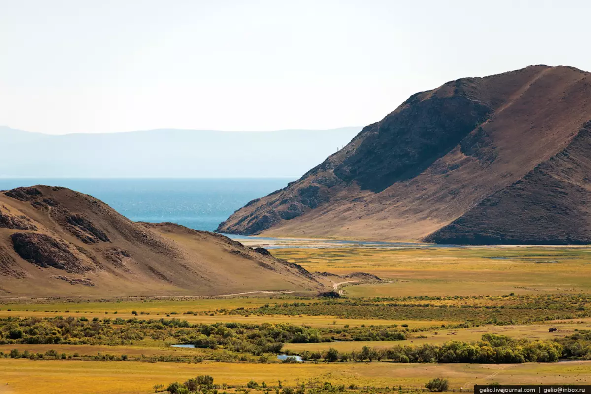 Baikal ຈາກຄວາມສູງ ... ທຸກຊະນິດຂອງພູມສັນຖານໃນເລນຂອງສະຫງ່າລາສີ Stepanov 12368_37