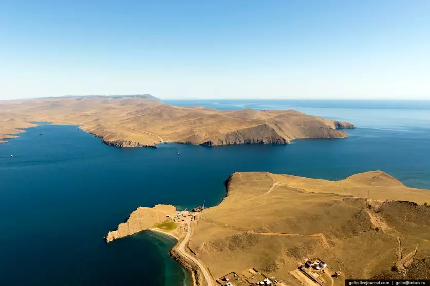 Baikal ຈາກຄວາມສູງ ... ທຸກຊະນິດຂອງພູມສັນຖານໃນເລນຂອງສະຫງ່າລາສີ Stepanov 12368_4