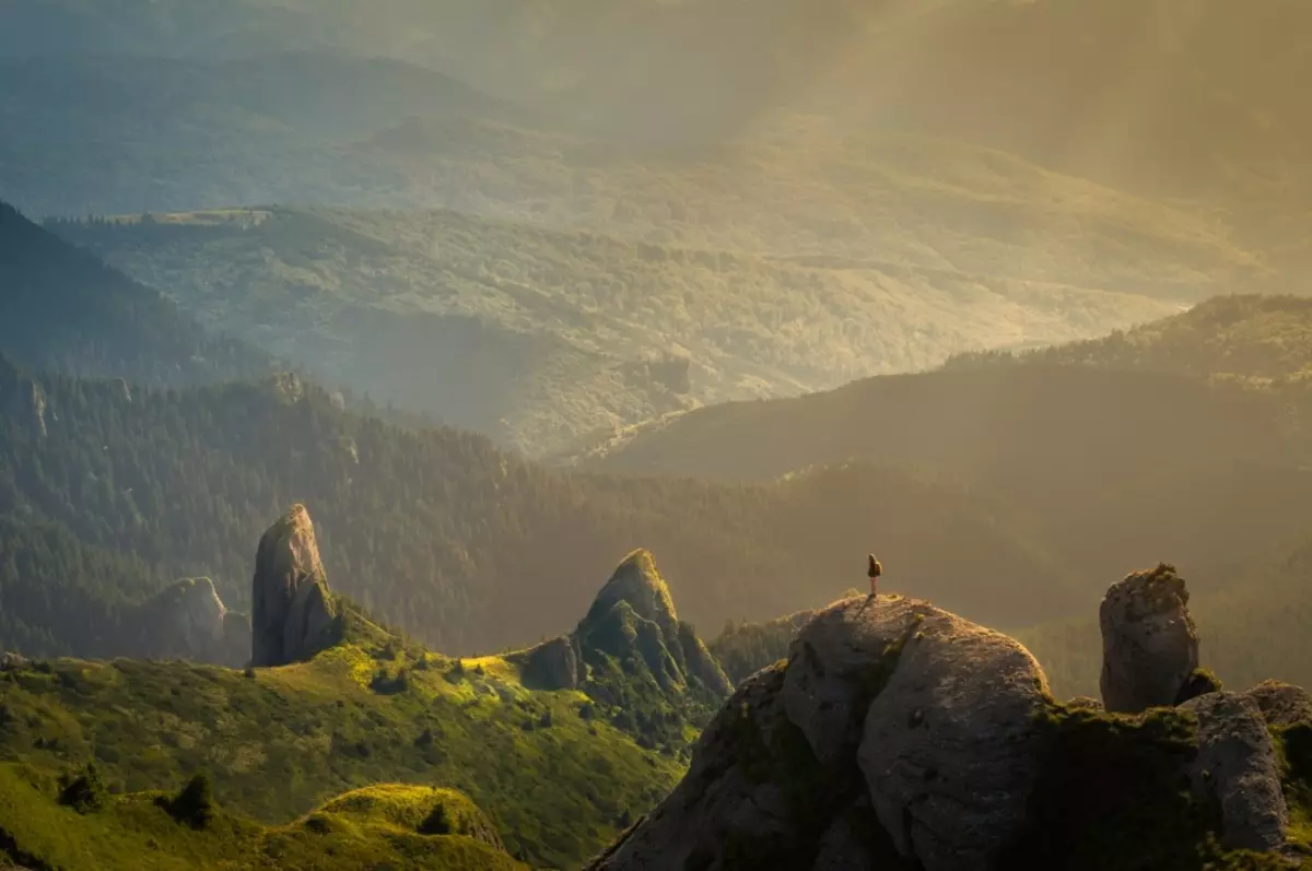 © David Marcu / Dağlarda Unflash, kendinize şehirlerden daha yakın oluruz.