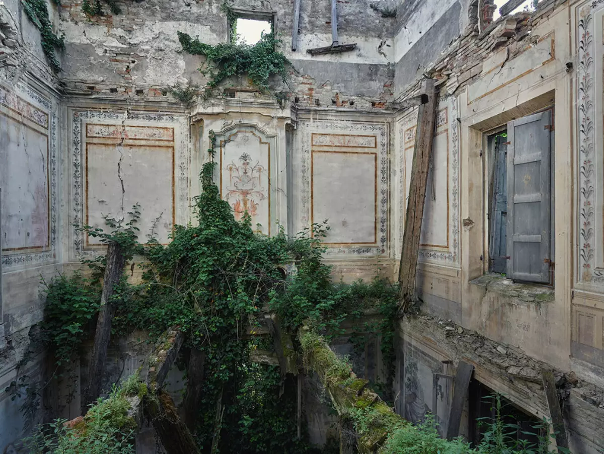 Beauty abandoned buildings