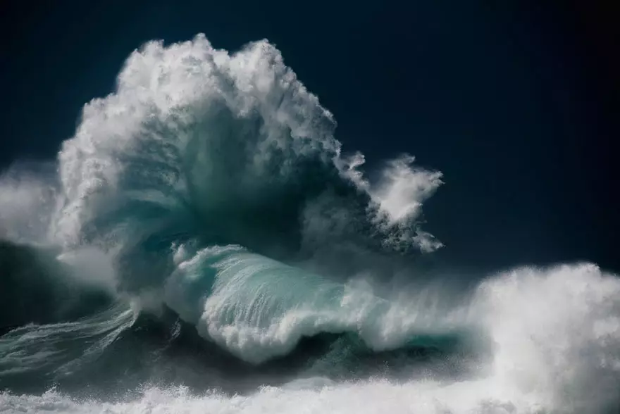 Majestic pouvwa nan lanmè vag nan foto Luke Shadbolt