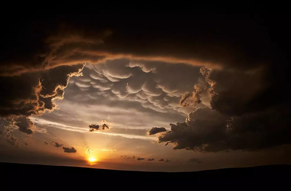 HD Zipper Clouds Nature