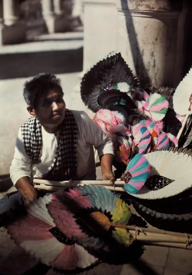 Saleswoman forer ing Siam, 1934. Auto, Photographer Jules Zherva Khelond