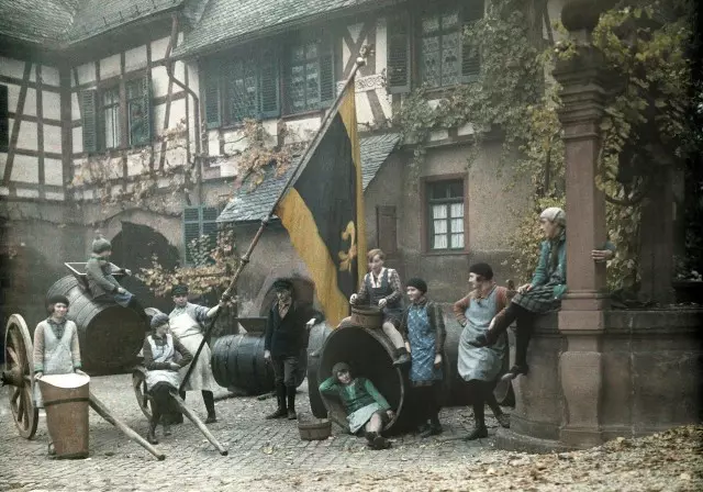 AUTOCHROM - časné barevné fotografie s mimořádným estetickým efektem;) 1805_5