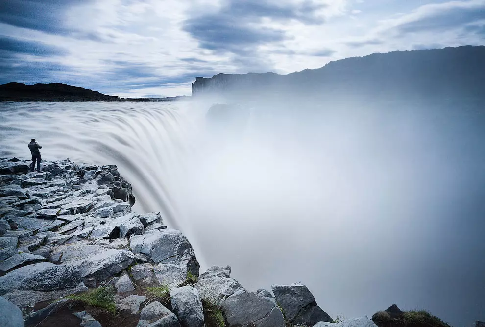 Dettifoss ndiye mtsinje wamphamvu kwambiri ku Europe mu magalasi;) 1889_5