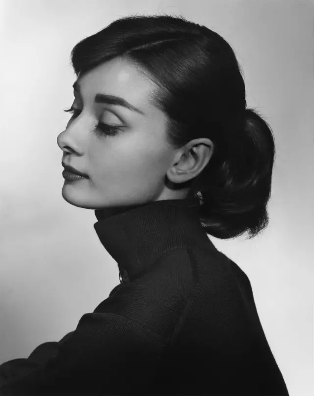 Audrey Hepburn, 1956. Penulis Yusuf Karsh