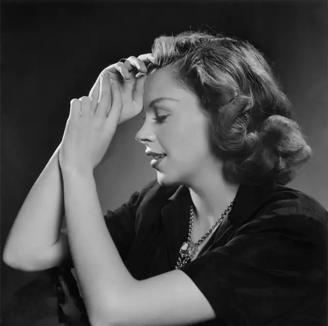 Judy Golde, 1946. Nivîskar Yusuf Karsh