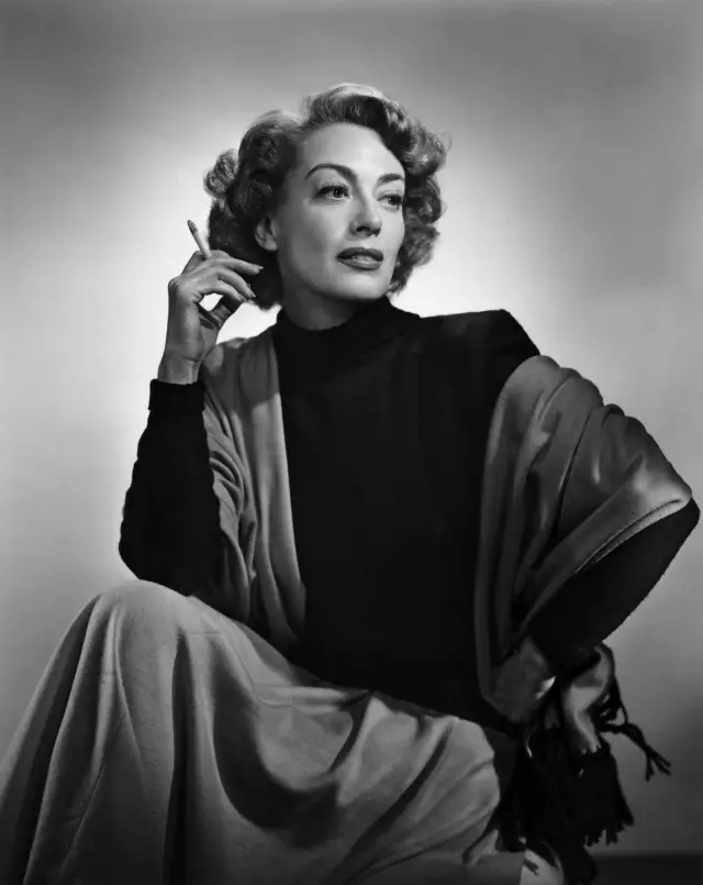 Joan Crawford, 1948. Author Yusuf Karsh