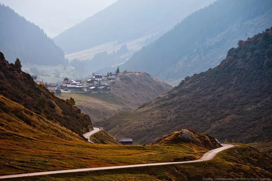 Pas Oberalp in Zwitserland. Foto's van Dmitry Chistoprudova 1989_4