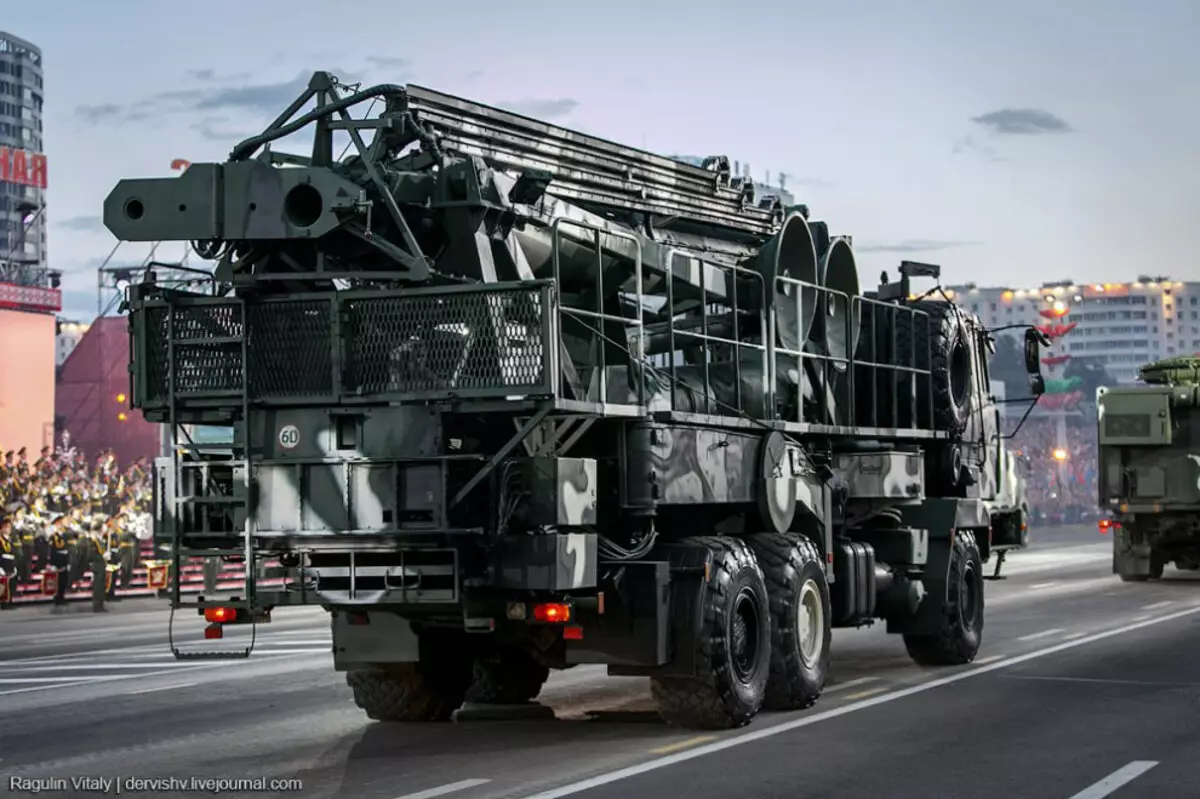 Militar Parade sa Minsk: Mga litrato sa Vitaly Ragulina 2004_40