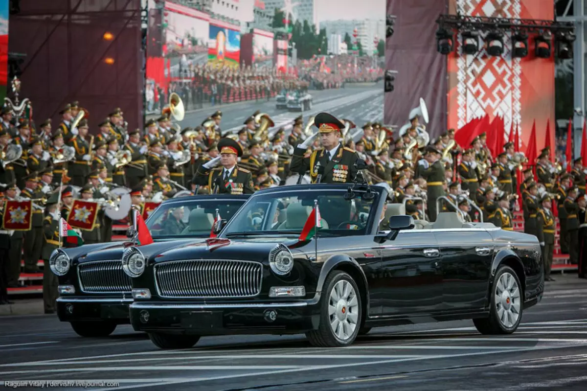 Minsk'te Askeri Geçit Töreni: Vitaly Ragulina fotoğrafları 2004_5