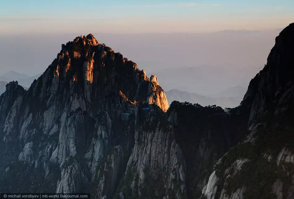 Avatar ing bumi: Pagunungan Huangshan ing Mikhail lensa vorobyeva 2197_29