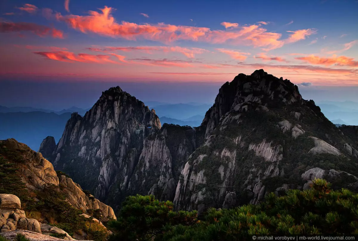 Avatar sa Yuta: Huangshan Bukid sa Mikhail VoroByeva Lens 2197_32