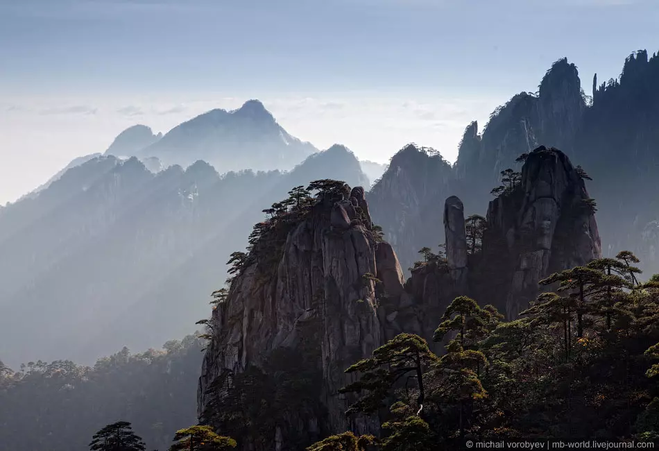 Avatar på jorden: Huangshan Mountains i Mikhail Vorobyeva Lens 2197_4