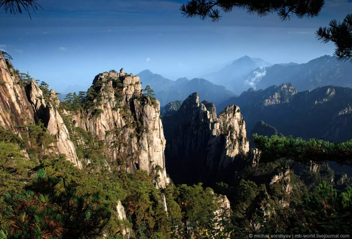 Avatar på jorden: Huangshan Mountains i Mikhail Vorobyeva Lens 2197_6