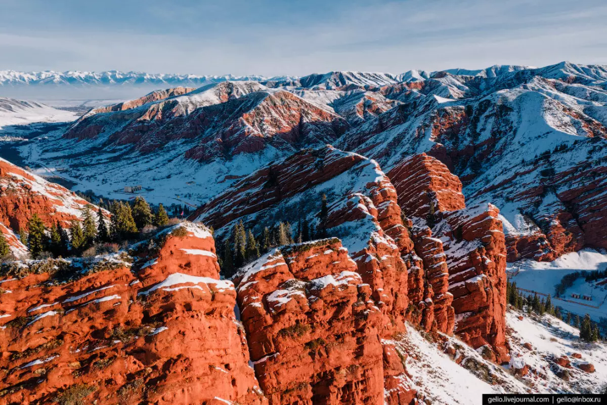 Jet-Oguz Cheile - orașe naturale legate de Kârgâzstan: Fotografii de glorie Stepanova 2211_14