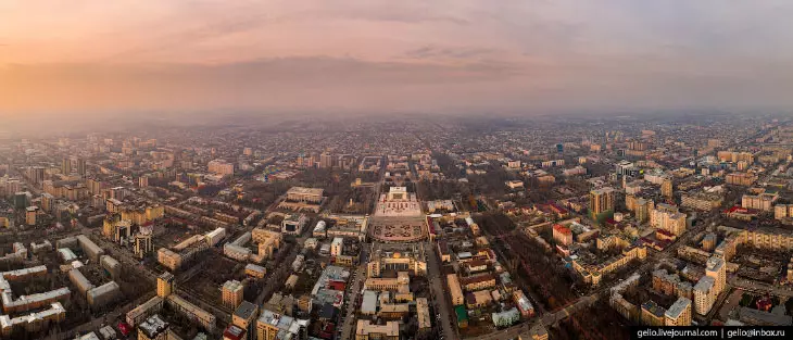 Bishkek - Hiriburua mendien oinean: Stapanova-ren argazkiak 2279_2