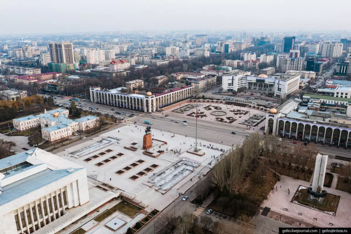 Bishkek - Hiriburua mendien oinean: Stapanova-ren argazkiak 2279_4