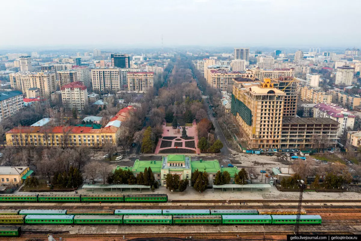 Bishkek - capital kumapeto kwa mapiri: Zithunzi za Stapanova 2279_43