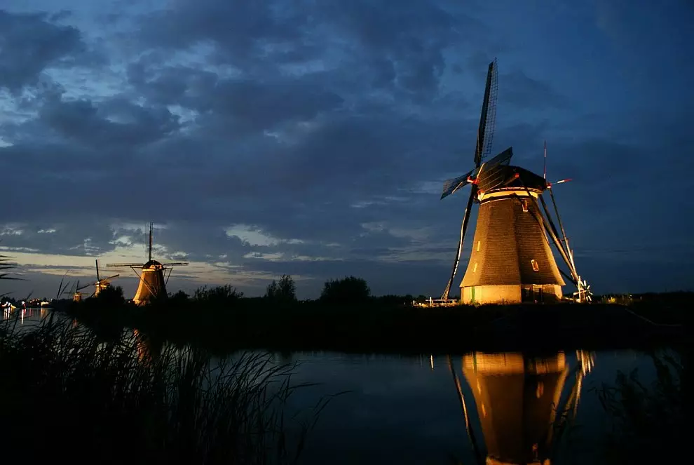 And you saw the windmills of the Netherlands: UNESCO World Heritage. 2614_22