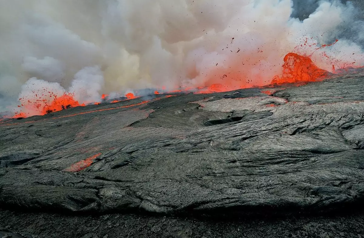 Urugendo rwifoto hagati yisi: Ikirunga cya Volcano NyRango kuva Olivier Grunewal (Olivier Grunewal (Olivier Grunewal) 2762_26