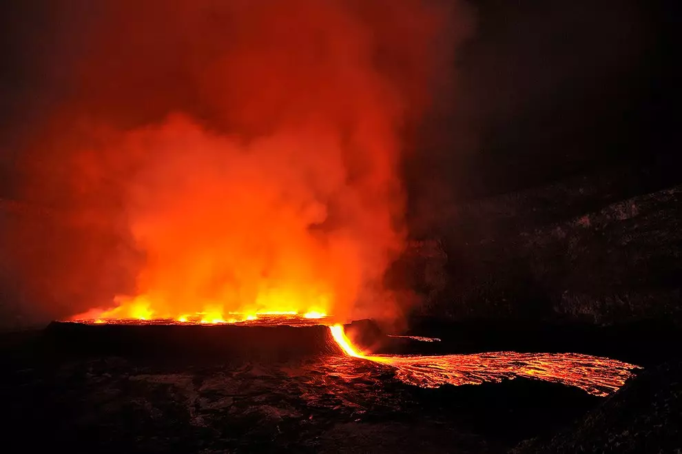 Urugendo rwifoto hagati yisi: Ikirunga cya Volcano NyRango kuva Olivier Grunewal (Olivier Grunewal (Olivier Grunewal) 2762_29