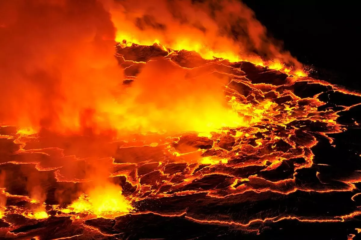 Fotoreis Maa keskele: Crater Volcano Nyraongo OLIVIER GRUNEWAL (OLIVIER GRUNEWAL) 2762_5