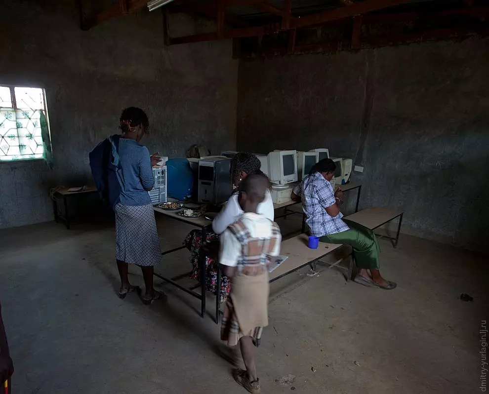 Hoe te leren in Scholen Kenia: Fotorapport Dmitry Yurlagin 2854_8