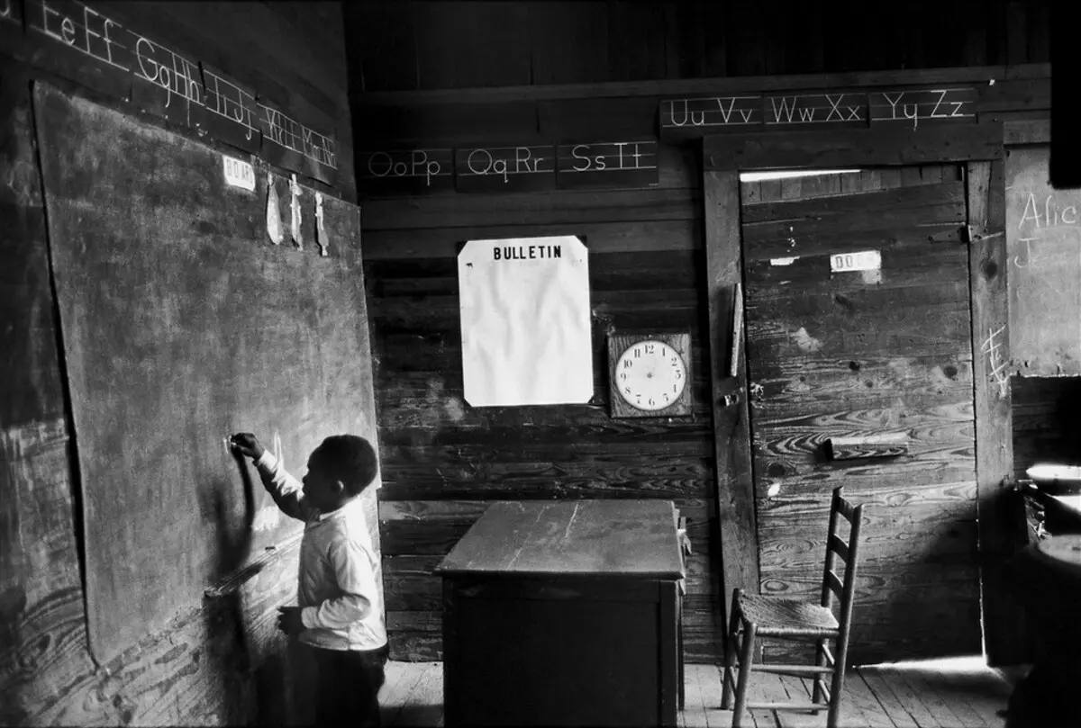 Meiders, sêfte dokumintêre foto's fan Bruce Davidson (Bruce Davidson) 2883_23