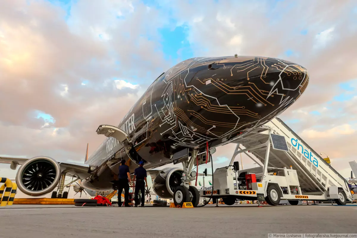 Laporan Foto Marina Lytseva dengan Airlock di Dubai 2019 2906_36