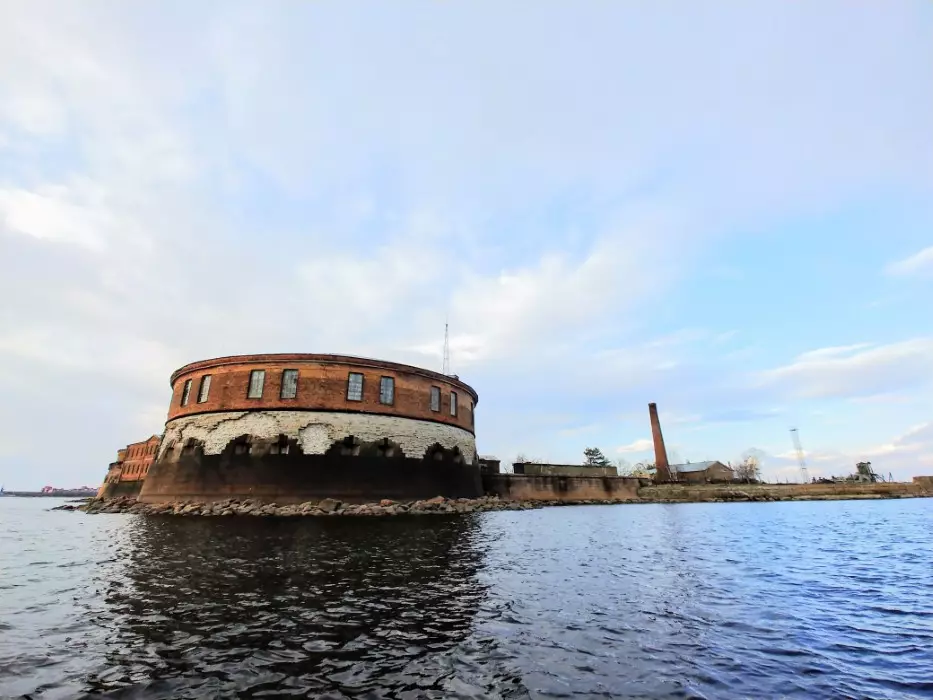 Pháo đài dịch hạch ở vùng Vịnh Phần Lan: Crue và Brutal Fort Boyard! 2941_27