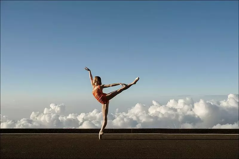 Ballerina op de Stroossen vun der Stad - de bekanntste Projet iwwer Balol mat Honnerte vun Dausende vun de Fans