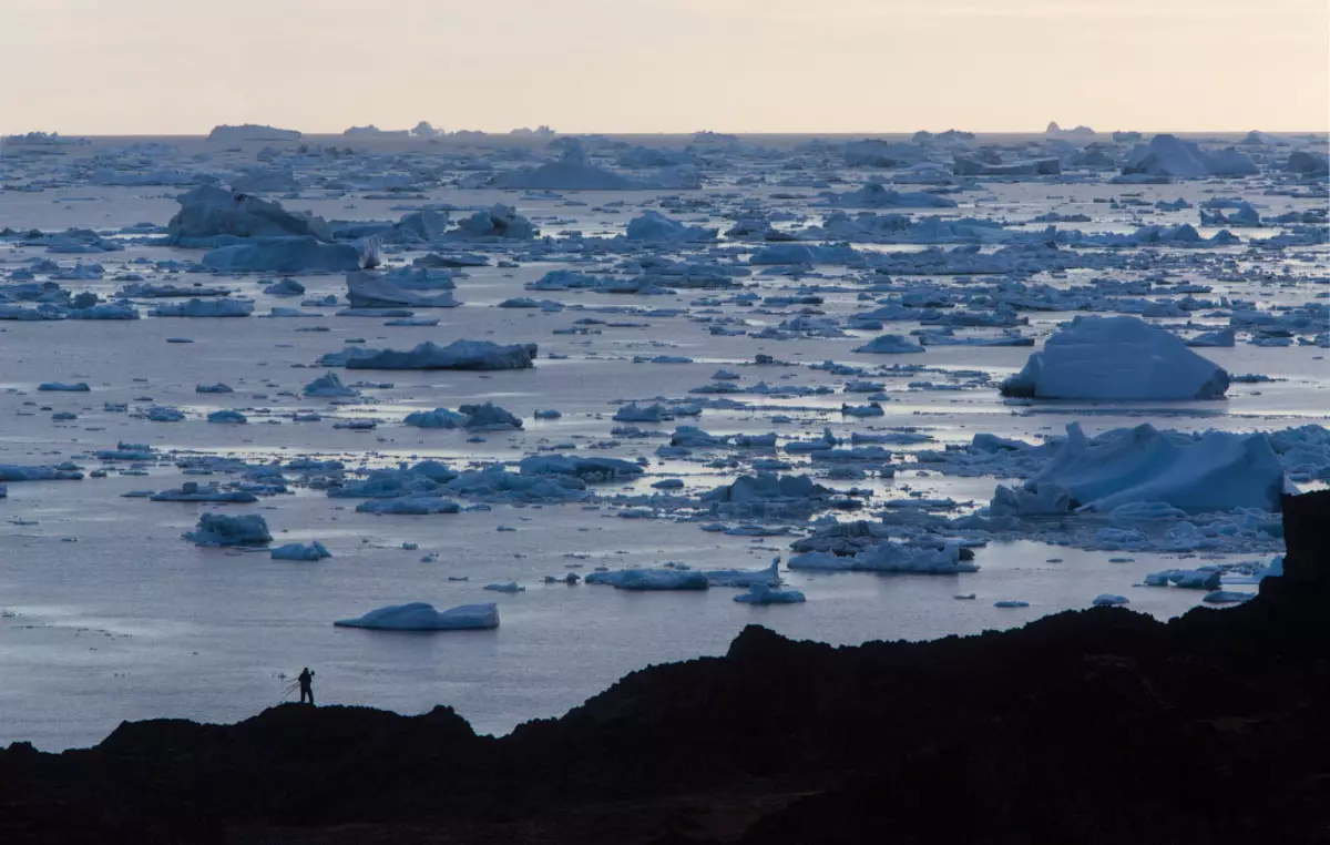 Greenland - ကမ္ဘာ့မြို့တော်ရေခဲတောင်များကြမ်းပြင်ရှိကမ္ဘာ့မြို့တော်ရေခဲတောင်များမှန်ဘီလူး zhizza (Paul Zizkas) 3331_9